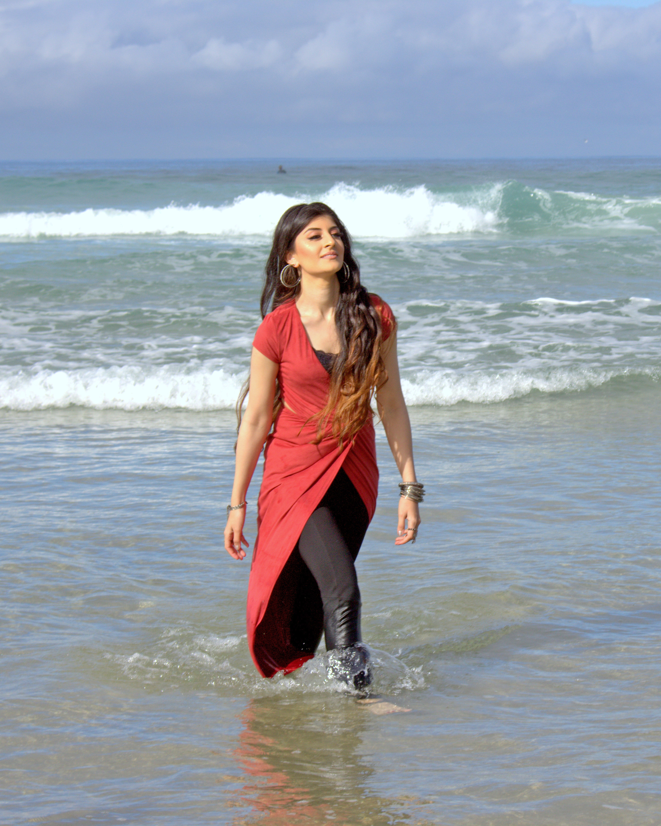 RISING STAR SABRINA ENTERTAINS AT VIBC - Drishti Magazine